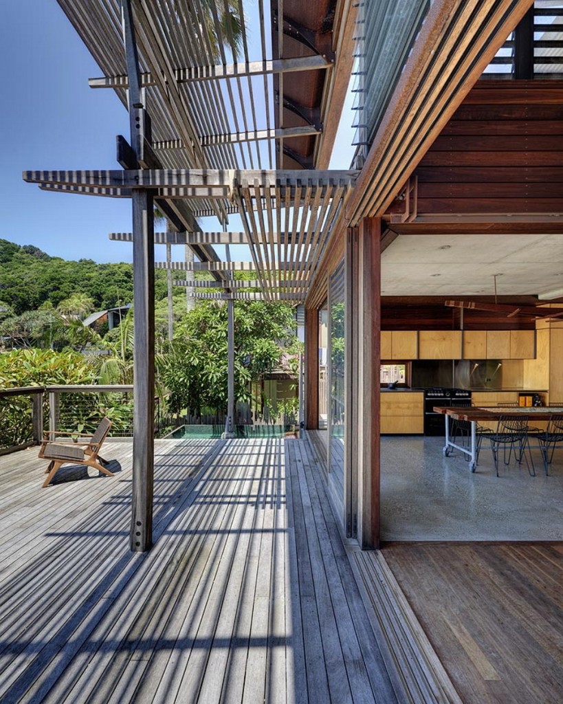 Forest and Beach House | Troppo Architects | Hunting for George