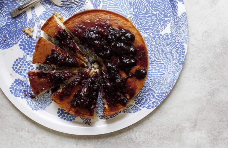Vanilla Cake with Blueberry Compote | Baking with Marimekko & Charlotte ...